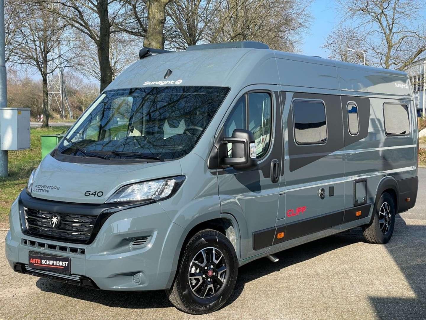 Sunlight van € 83.950,-