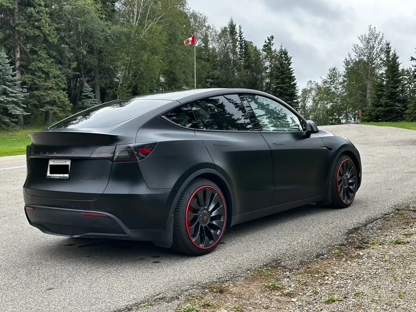 2021 Tesla Model Y | $ 41,900 | 93,482 km | Electric SUV for sale by ...